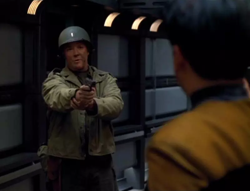Star Trek: Voyager Rewatch: «Убийственная игра, часть 2» 3065_2