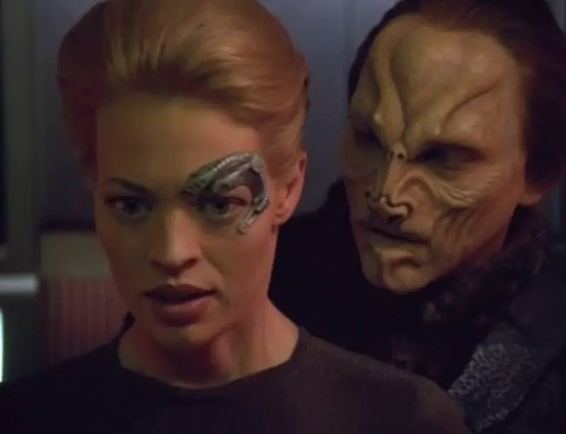 Star Trek: Voyager takroriy tomoshasi: “Bir” 3085_3