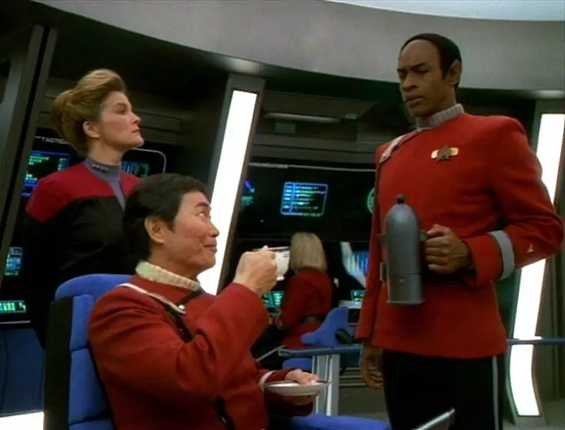 Star Trek: Voyager Endurskoðun: „Flashback“ 3101_4