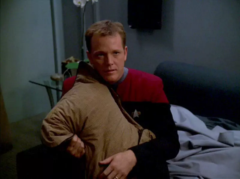 Star Trek: Voyager Rewatch: «Lineage» 3102_4