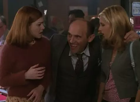 Buffy the Vampire Slayer Rewatch: Huma qed Jaġixxu Bħal Mazz Minna! 31163_3