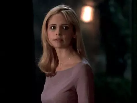 Revisió de Buffy the Vampire Slayer: The Do That Girl Girl, The Do That Girl 31606_5