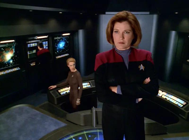 Star Trek: Voyager Rewatch. «Գիշեր»