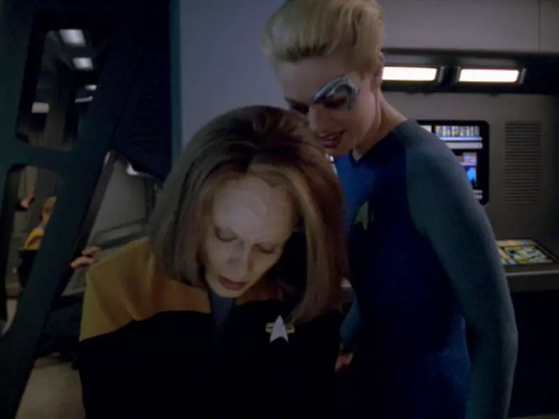 “Star Trek”: “Voyager Rewatch”: “Çäksiz regress” 3223_1