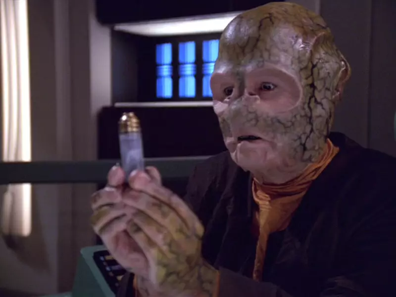 Star Trek: Voyager Rewatch: “Counterpoint” 3231_2