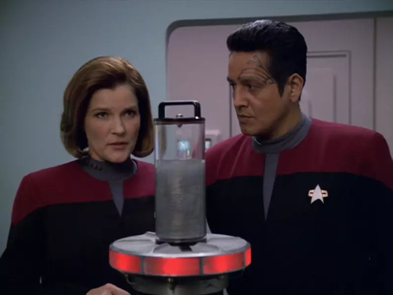 Star Trek: Voyager қайта қарауы: «Курс: ұмыту»