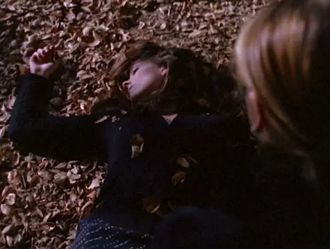 Buffy the Vampire Slayer Rewatch: Wanda kowa ke shan wahala, gami da mu duka 32782_8