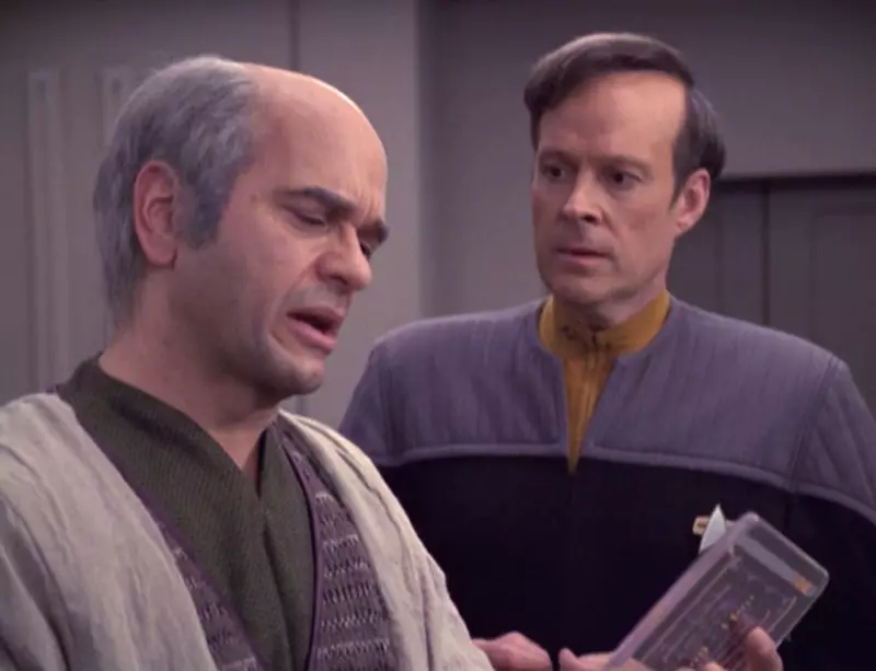 Star Trek: Voyager Rewatch: «Life Line» 3362_1