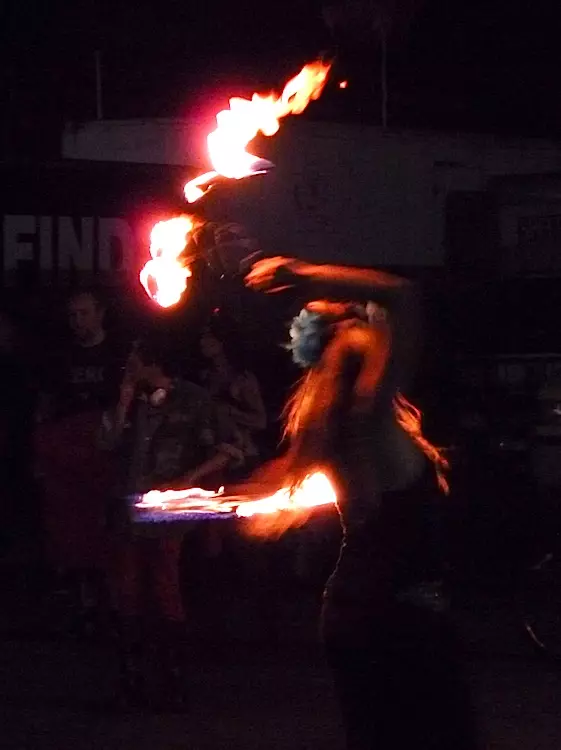 Une visite en images de l'impressionnante fête d'Amanda Palmer à Brooklyn (avec Neil Gaiman) 34334_18