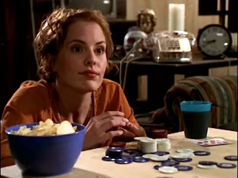 Buffy the Vampire Slayer Rewatch: All Fun And Games uns Somebody Loses an Arm Skewer 34652_1