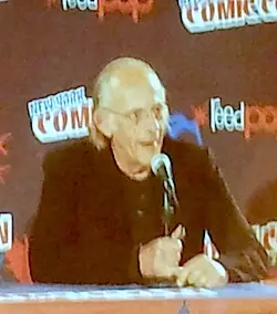 Christopher Lloyd me dá esperança para o futuro; Pode realmente ser Doc Brown