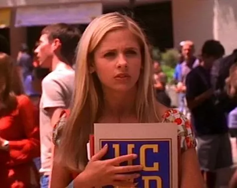 Buffy the Vampire Slayer Rewatch: Maemo a ho Phela a mofuta oa Freshman 35127_4