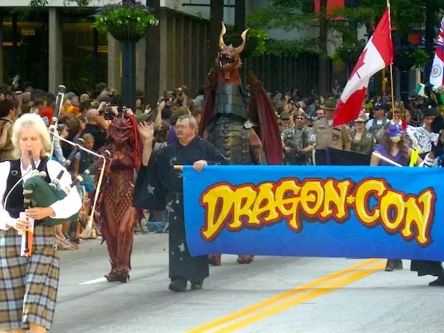 DragonCon 2012 оны Косплей: Хоёр дахь өдөр, Парад 35216_1