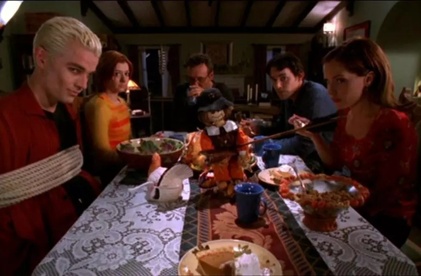 Buffy the Vampire Slayer Rewatch: You Made a Bear! 35296_5