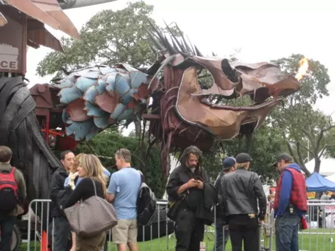 رنگ رسانا، Makerbots، لباس بافتنی و موارد دیگر: EtsyBrook Goes To Maker Faire NYC