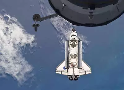 A Fare to Atlantis: Spacewalks & Touchdown 38610_15