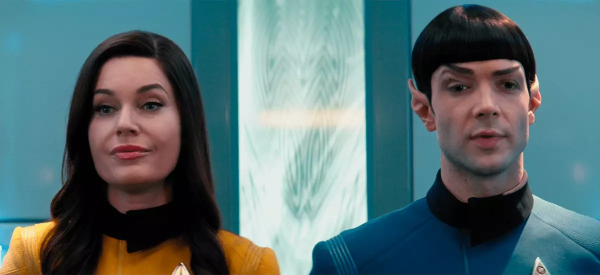 Quảng cáo chiêu hàng thang máy - “Hỏi và đáp” của Star Trek