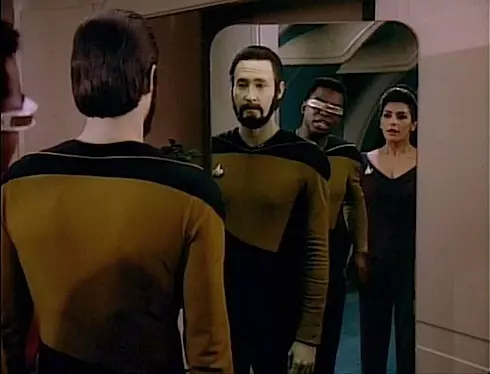 Star Trek: Yeni Nəsil Yenidən Baxış: 