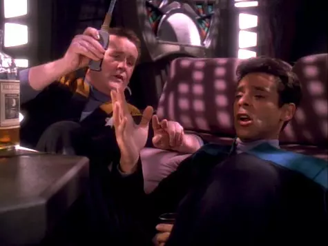 “Star Trek”: Çuň kosmos dokuz gezek täzeden işlemek: “Gözlegçiler” 52409_4