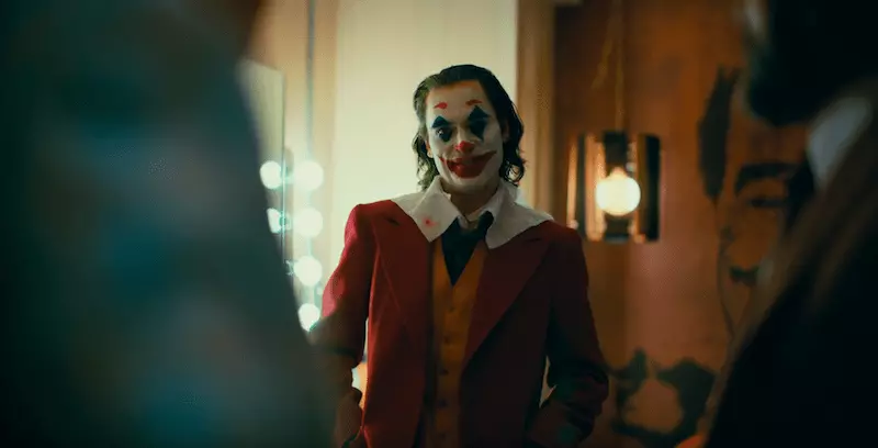 Jokeri popkultuuri narratiivide tagasilükkamine on just see, mis selle alla viib