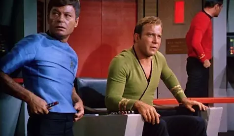 Gerb., Star Trek Dabar atkreipkite dėmesį į gydytoją McCoy 67004_4