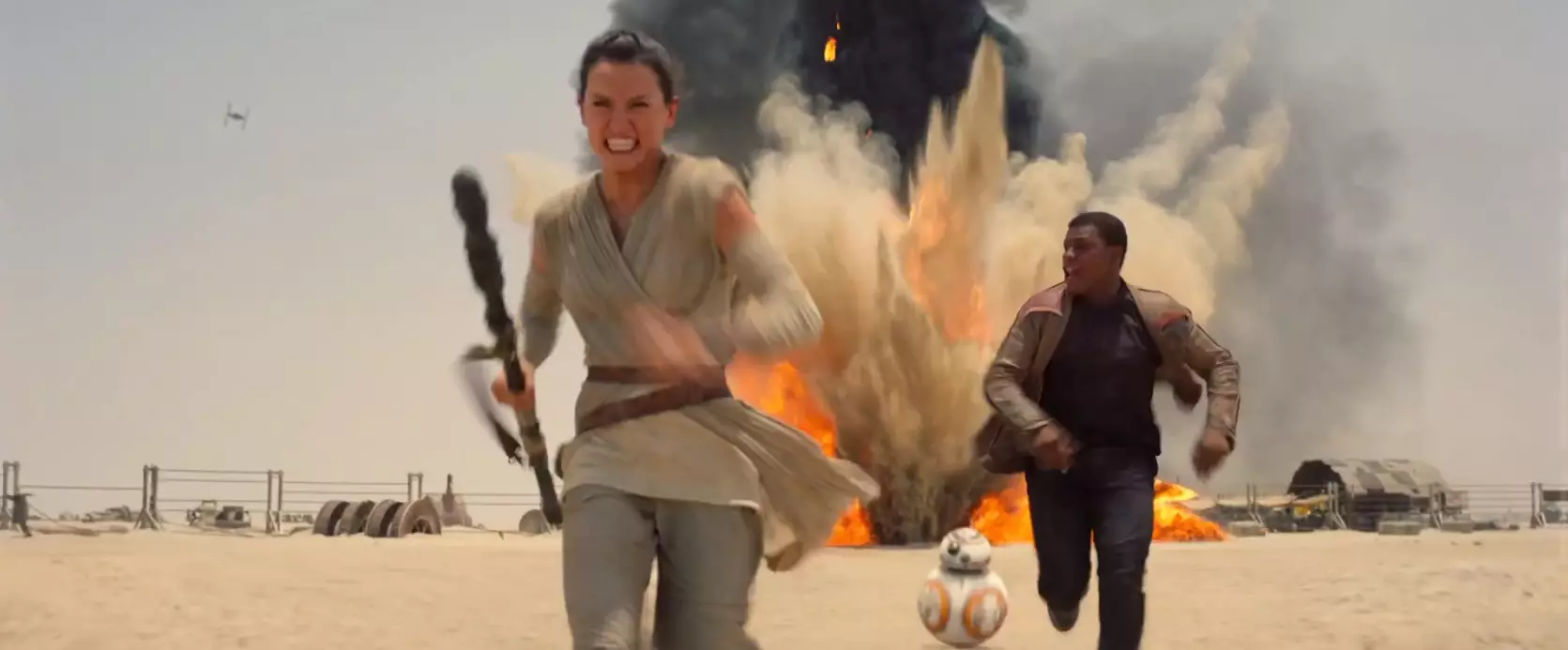 Jereo ny New Star Wars: The Force Awakens Trailer! 67689_11