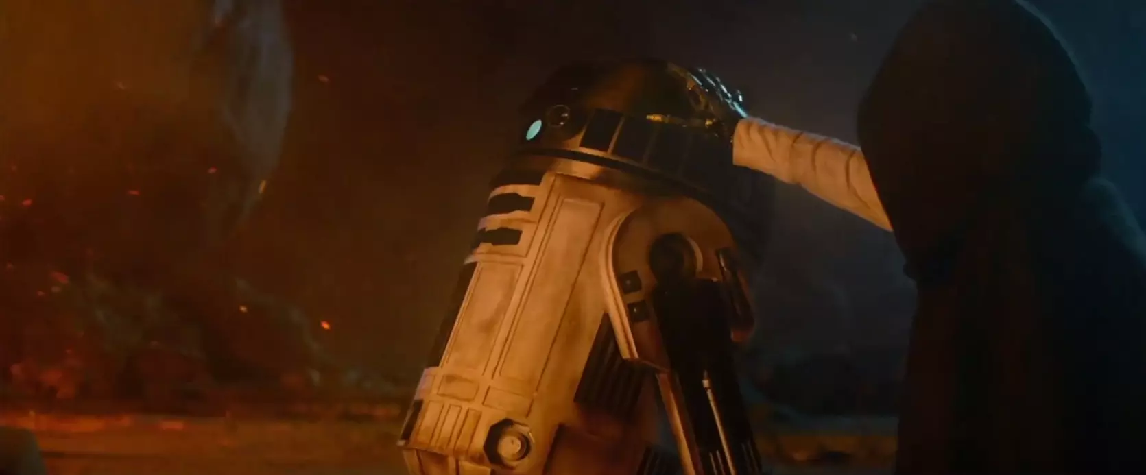 Jereo ny New Star Wars: The Force Awakens Trailer! 67689_2