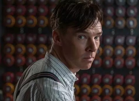 A Blood-Soaked Calculus and Cyanide Apples: The Imitation Game 67876_2