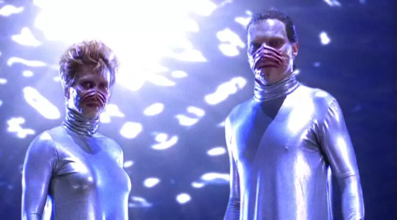 Stargate Rewatch: SG-1 වාර දෙක 68601_8