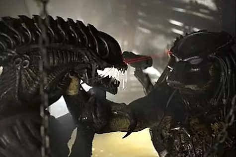 Fanboy Porn mise Duunyashi Dugsigii Hore? Filimada Alien vs. Predator