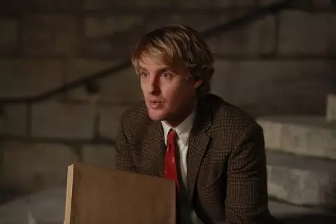 Ang Hatinggabi sa Paris ni Woody Allen ay Naging isang Literary Time Traveller si Owen Wilson