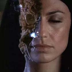 Farscape Rewatch: "گهر آڻيندڙ بيڪن"