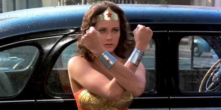 Тайната самоличност като модел за подражание: Поглед назад към Wonder Woman на Линда Картър