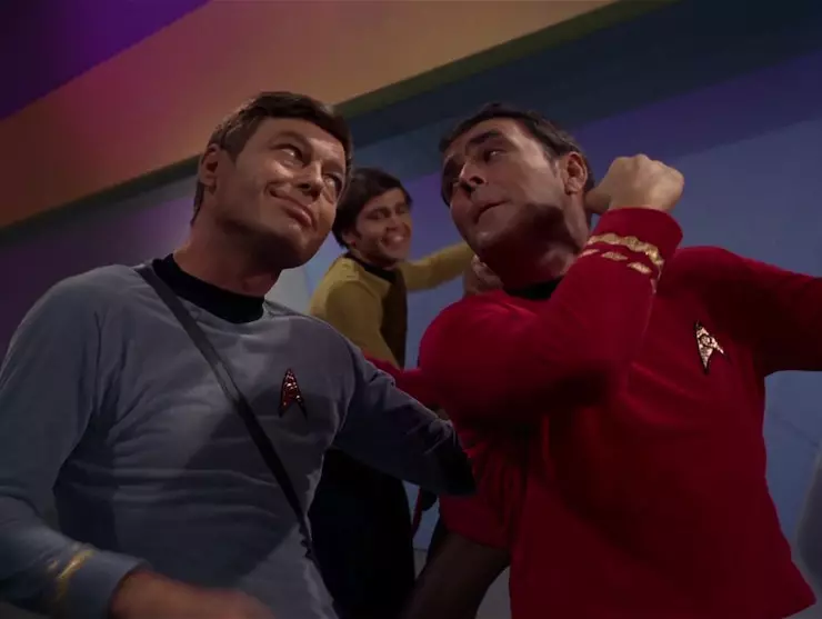 Star Trek oriģinālā seriāla atkārtota skatīšanās: “I, Mudd” 7519_9