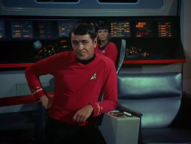 „Star Trek“ originalios serijos peržiūra: „Duona ir cirkai“ 7527_12