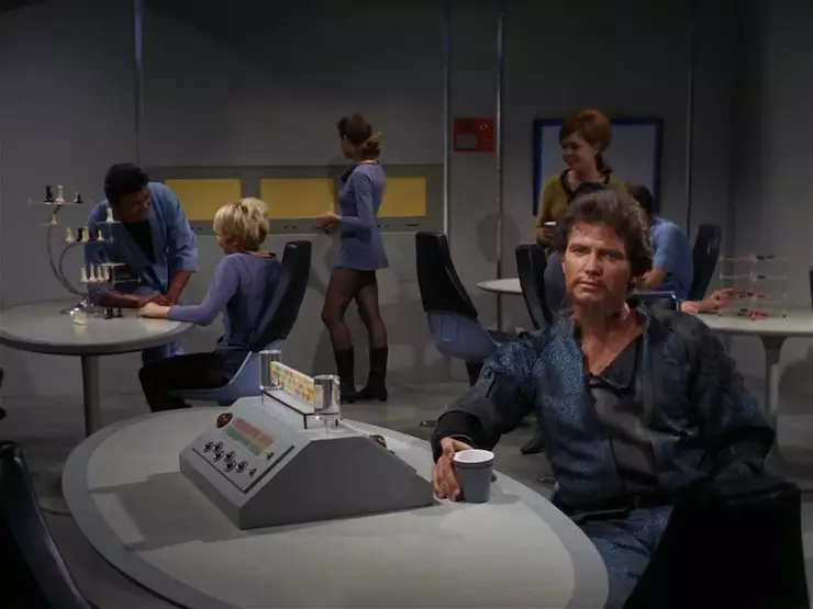 Star Trek oriģinālā seriāla atkārtota skatīšanās: “Alternatīvais faktors” 7537_15