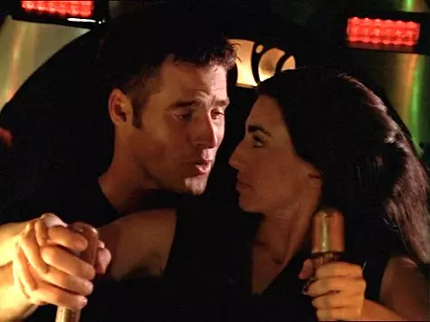 Farscape Rewatch: „Look At The Princess I: A Kiss Is But A Kiss“ 75382_6