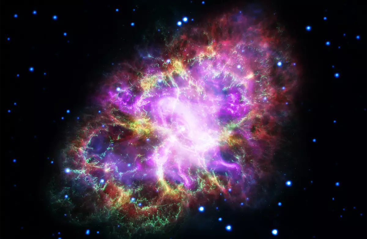 Objektet kozmike me shkëlqim dhe kërkimi i jetës inteligjente në univers