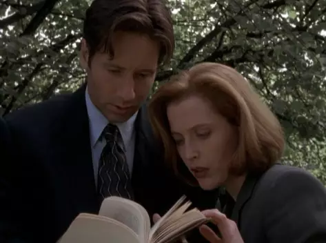 X-Files-ის ხელახლა გახსნა: „ქაღალდის გულები“ 76330_1