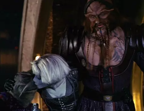 “Farscape Rewatch”: “I-Yensch, You-Yensch” 76690_9