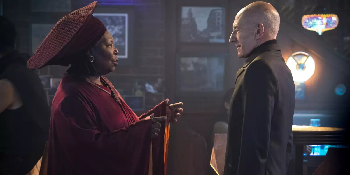 New Star Trek: Picard Trailer ໃຫ້ພວກເຮົາ Whoopi Goldberg, Brent Spiner, ແລະມີຄວາມຕື່ນເຕັ້ນຫຼາຍ.