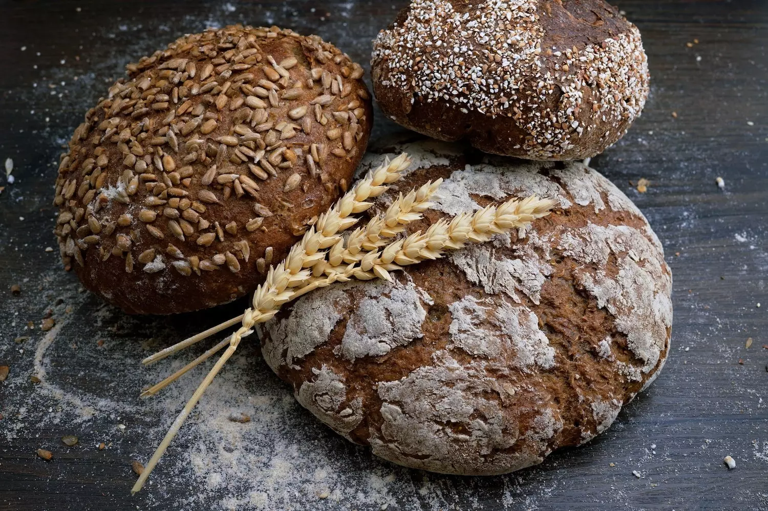 Otte SFF-historier om glæden ved brød og bagning