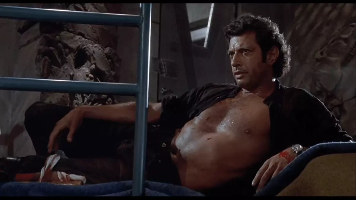 Jeff Goldblum sostituisce Hugh Grant nei panni di Zeus nella serie Netflix Kaos