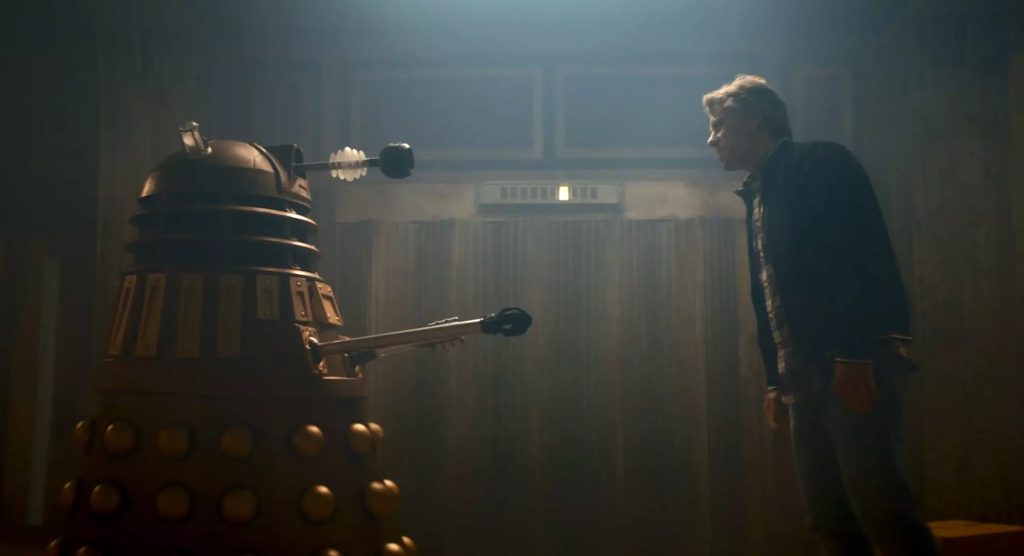 Doctor Who Żid Imħabba mhux Rikwieta mat-Taħlita f’“Eve of the Daleks” 8524_9